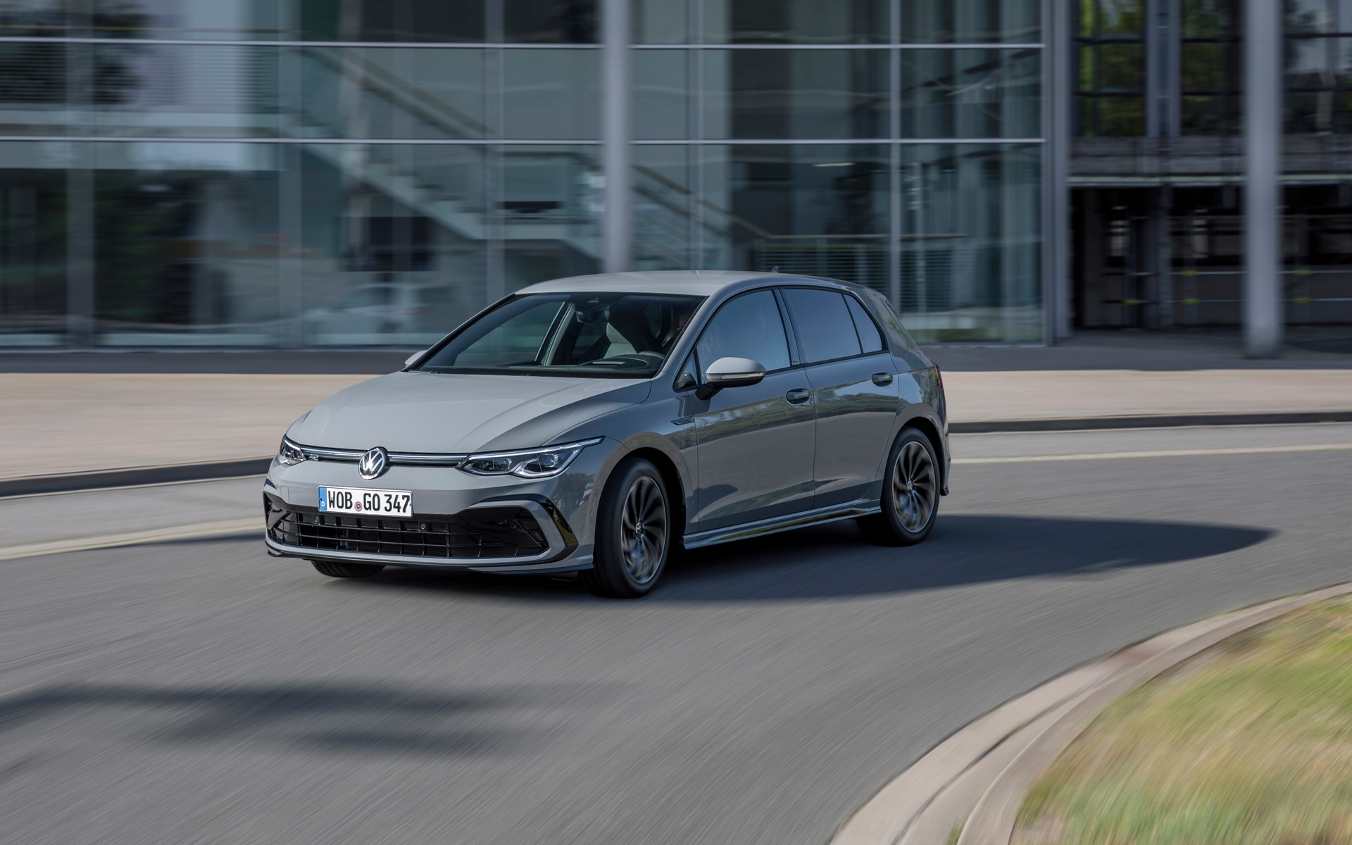 You Can Now Buy a Category A COE Volkswagen Golf R-Line! | Articles ...