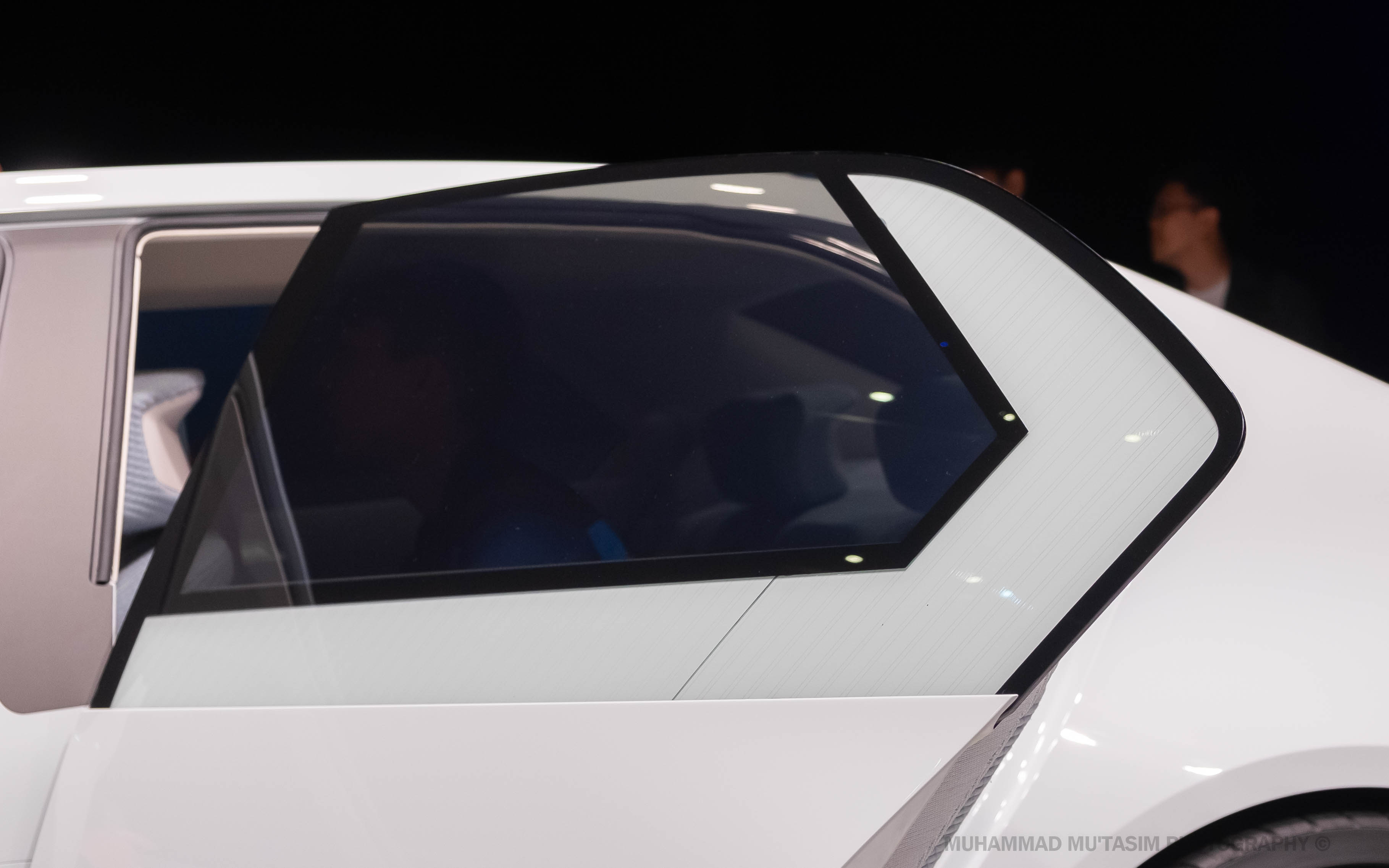 Say Hello to the Future: BMW i Vision Dee Concept Car Arrives in ...