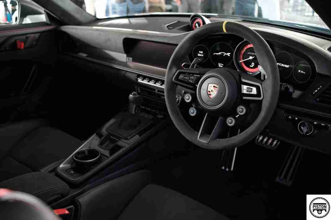 Porsche Teams Up with Google to Revolutionise In-Vehicle Technology ...