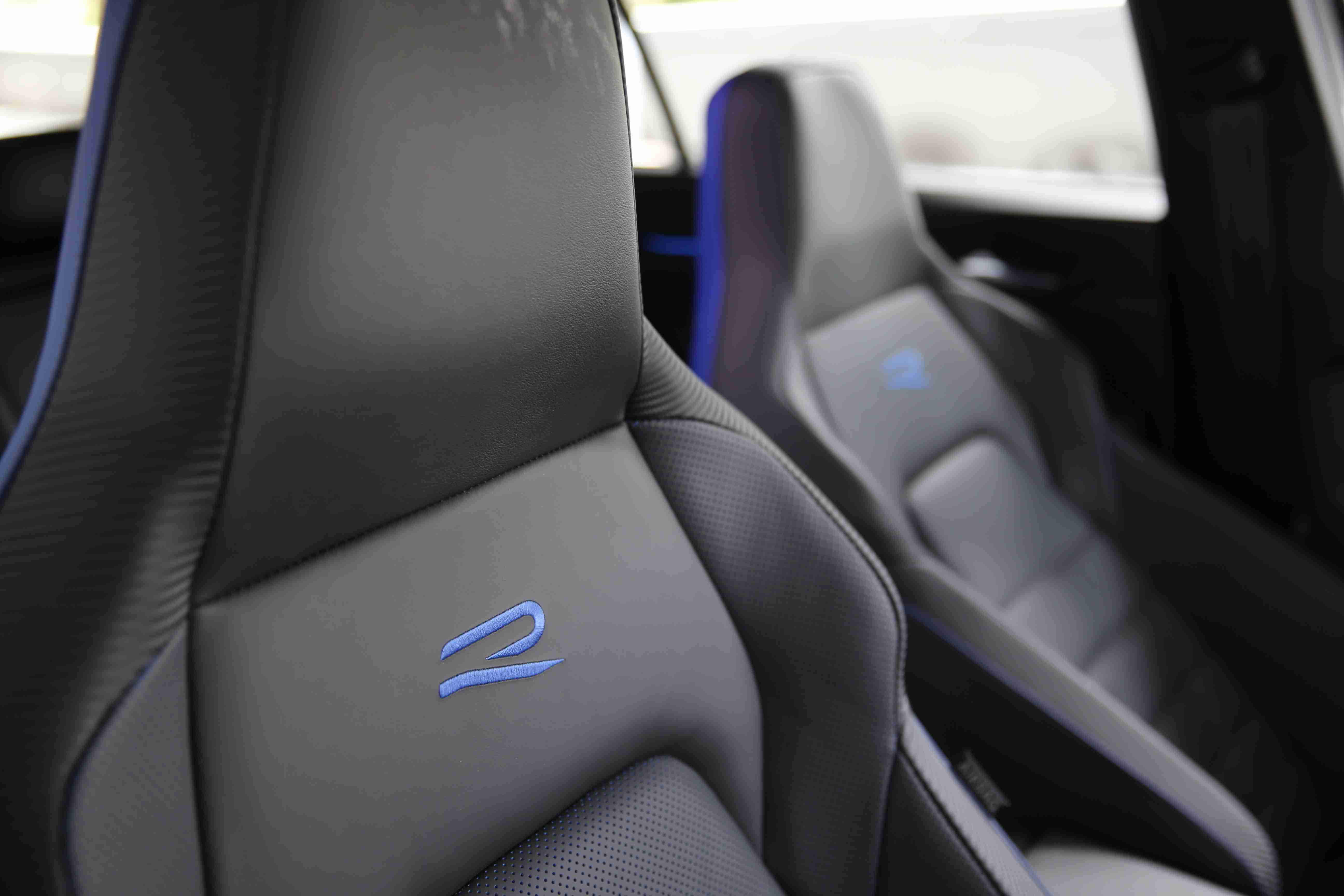 mReview: Volkswagen Golf R – The Hottest Of Hatches | Articles ...