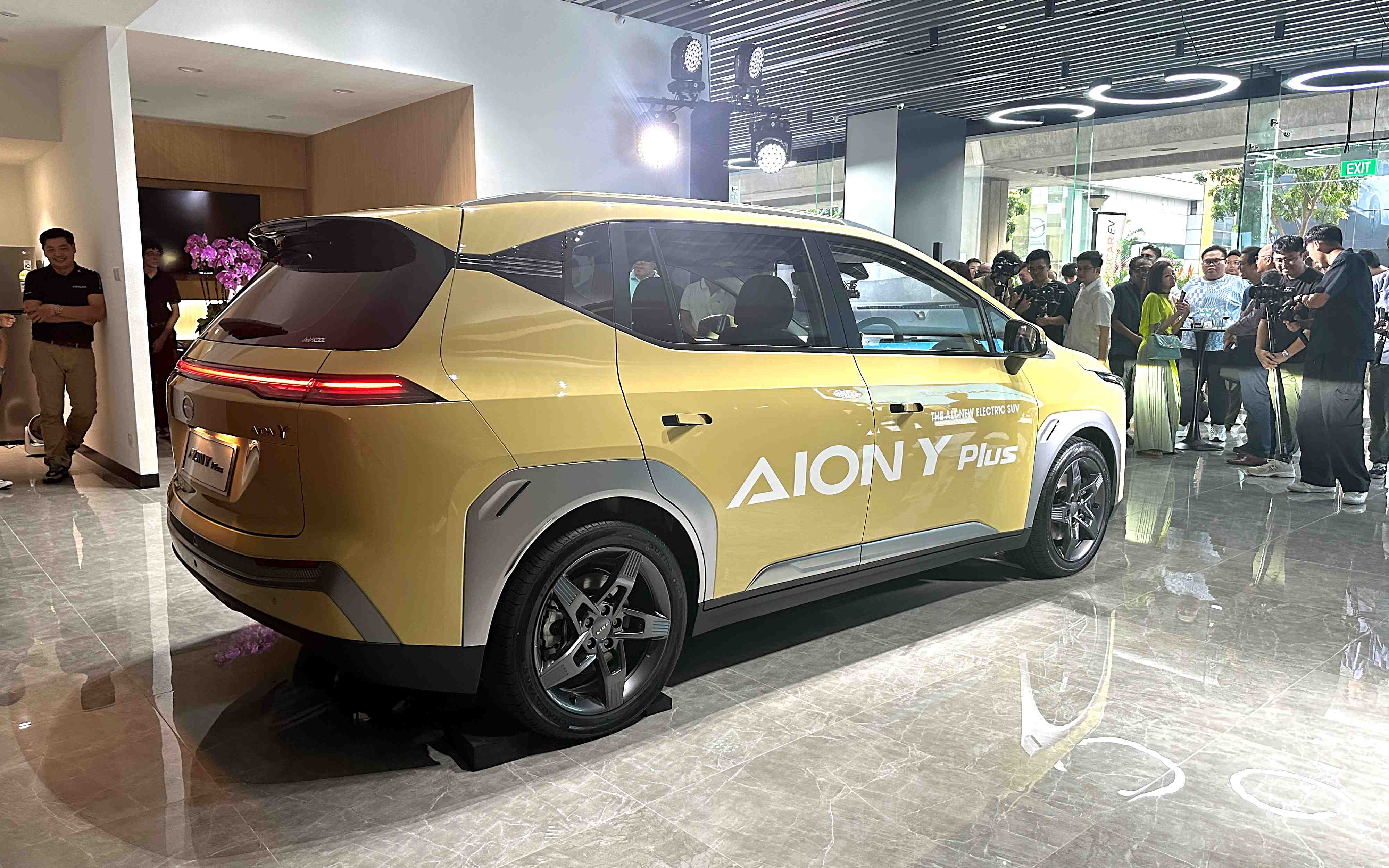 V1NCAR EV starts its Aion dealership at 24 Leng Kee Road in an industry breakthrough for ...
