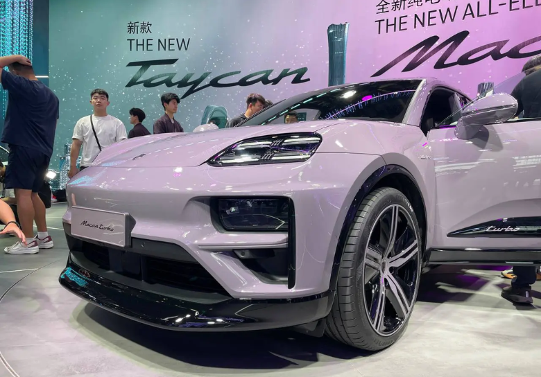 Experience Porsche Macan 2024 at the Beijing Auto Show: Many ...