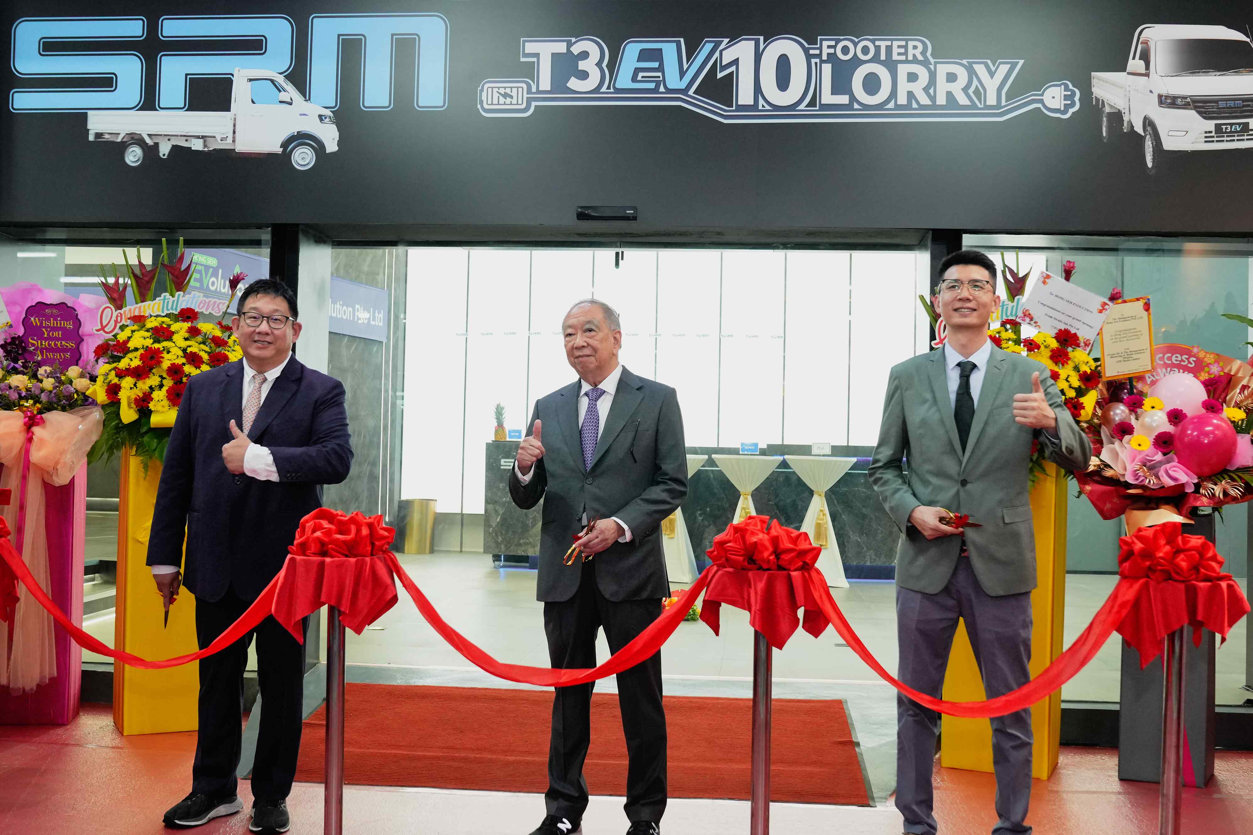 Hong Seh EVolution opens new Shineray Motors showroom and introduces new SRM T3EV electric lorry ...