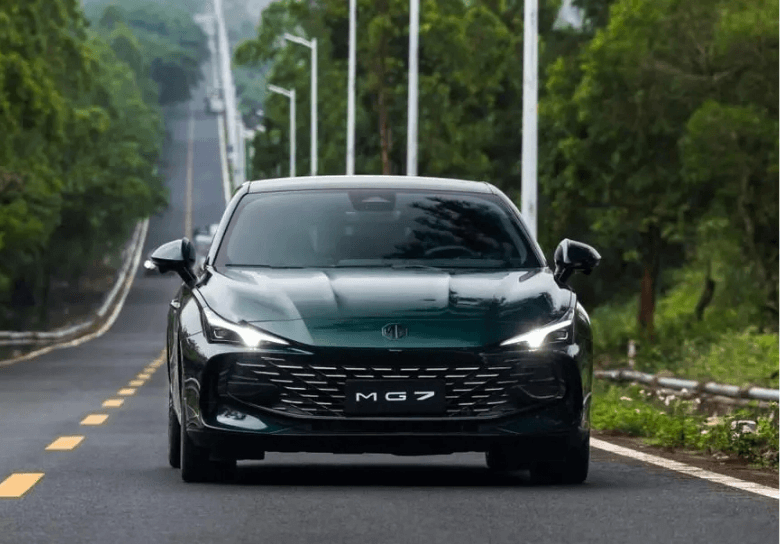 MG7 is coming to Vietnam in July: Expected price over 700 million ...