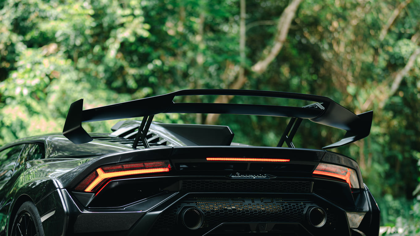 mReview: Lamborghini Huracan STO – Turning Dreams Into Reality ...