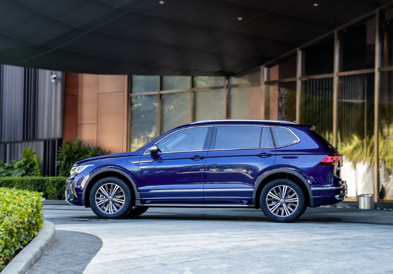 VW Tiguan introduces a new version in Vietnam: Enhanced comfort and ...