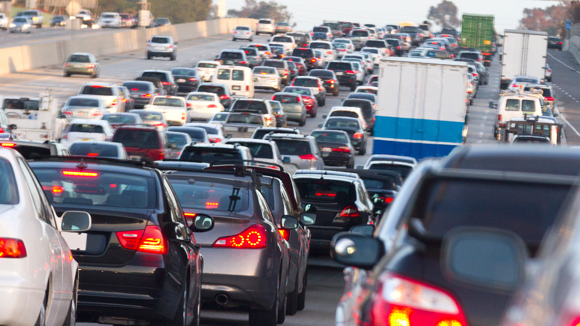 Kuala Lumpur considers surcharge for single drivers to beat traffic ...
