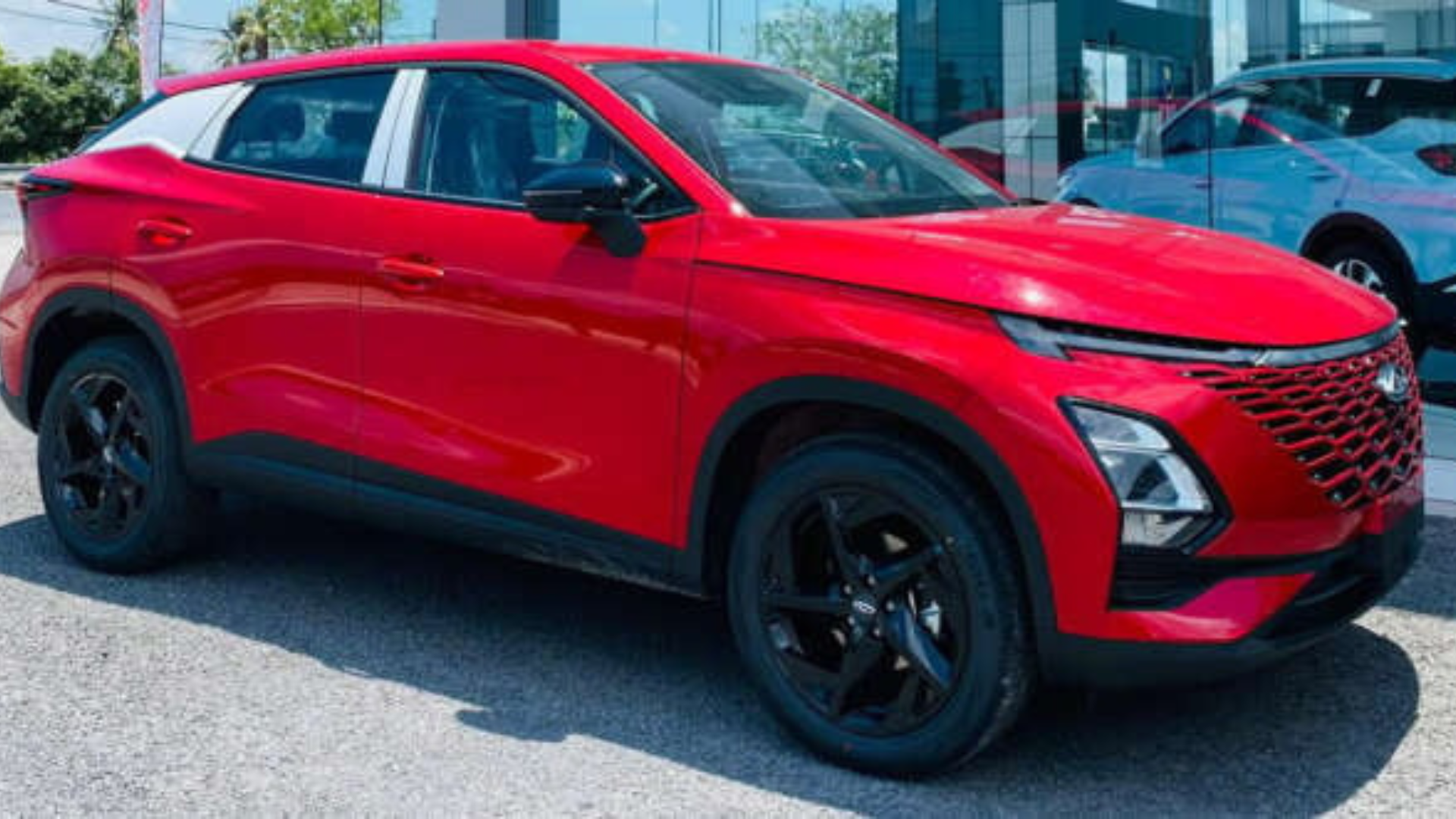 Chery Omoda 5 hadir dengan warna Baru Vanilla Blue dan Blood Stone ...