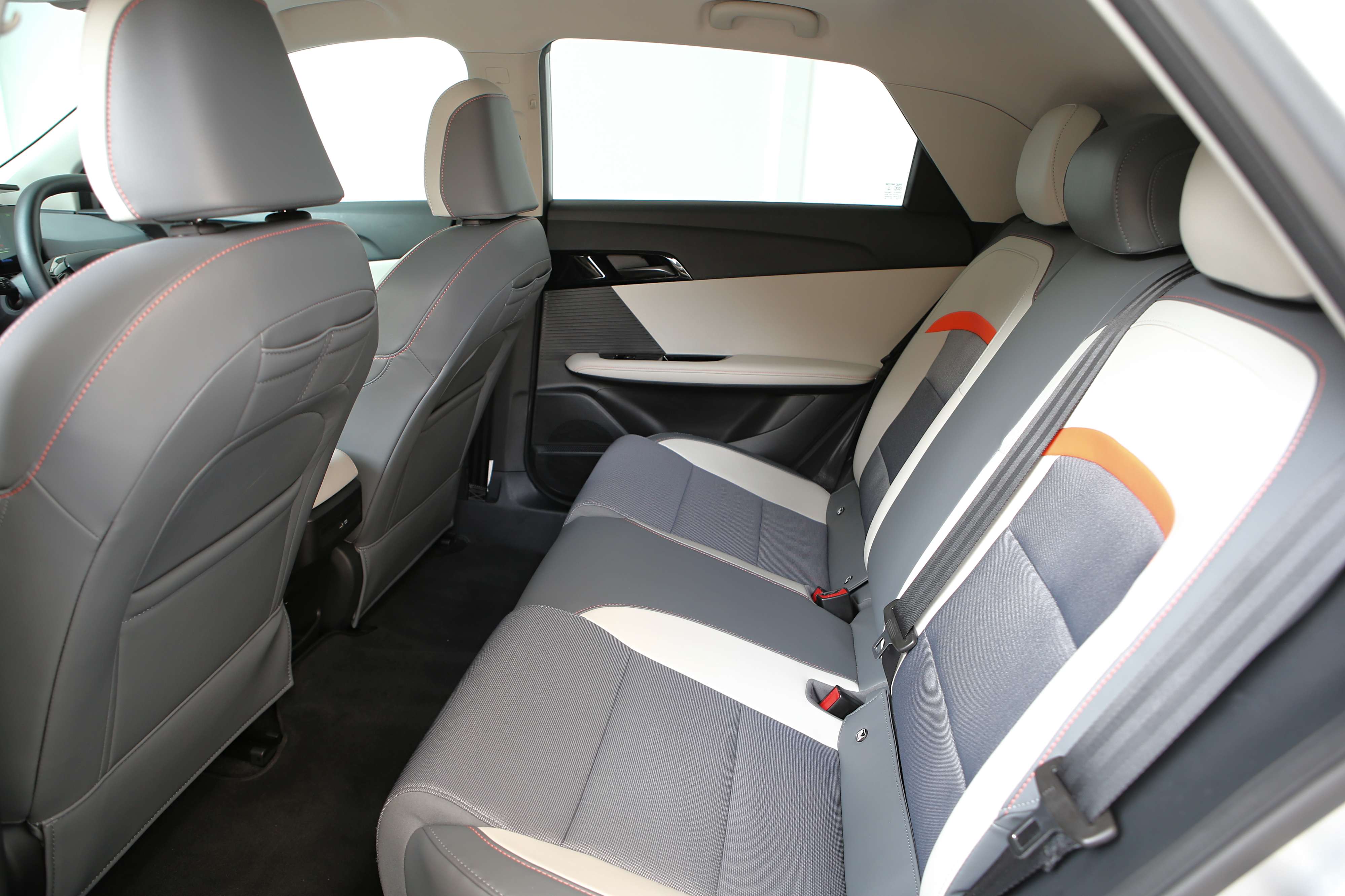 mReview: 2024 MG4 EV 99kW – Affordable Fun 4 You | Articles | Motorist ...