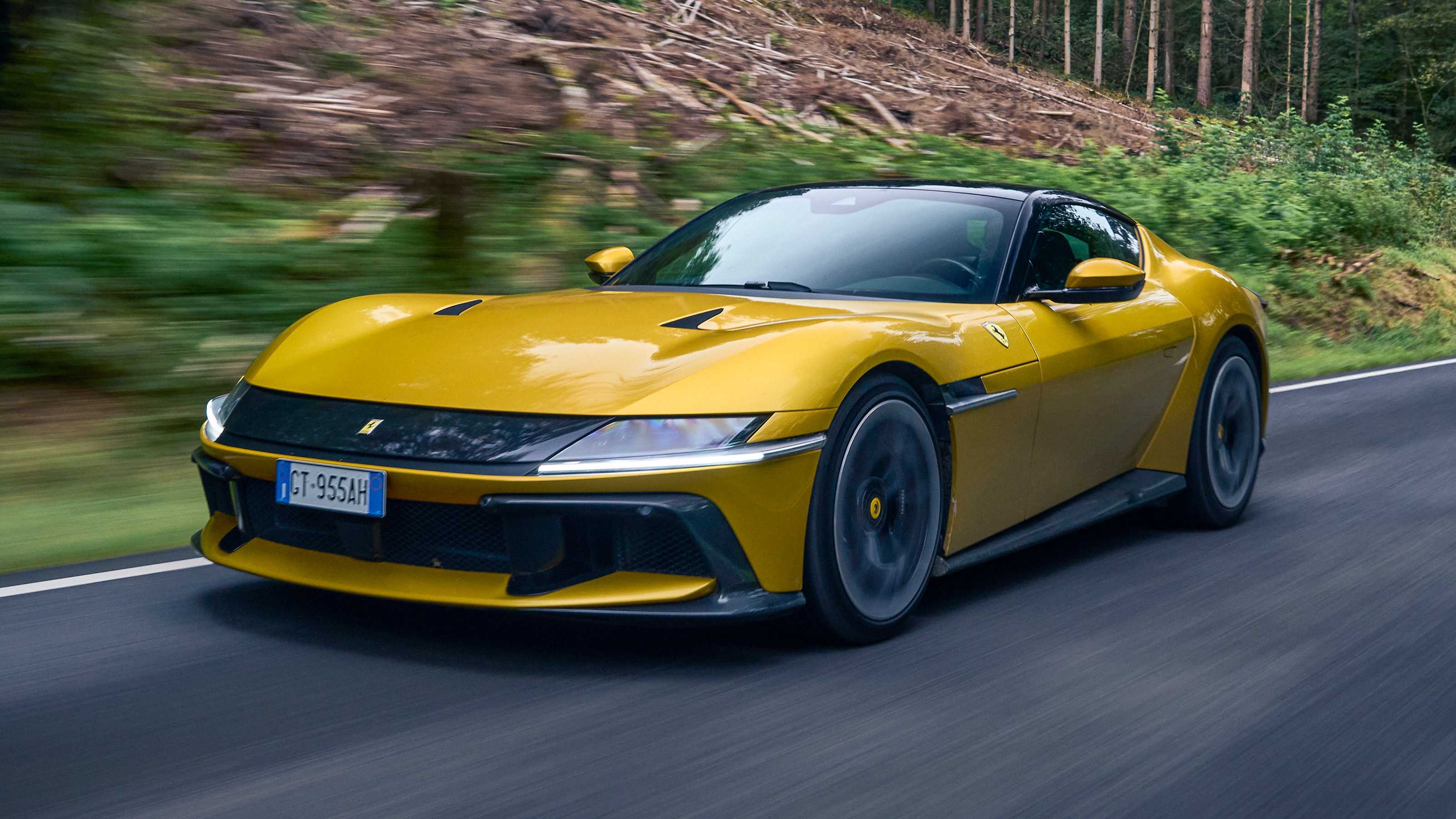 Ferrari 12Cilindri Tiba di Malaysia, Varian Berlinetta dan Spider ...