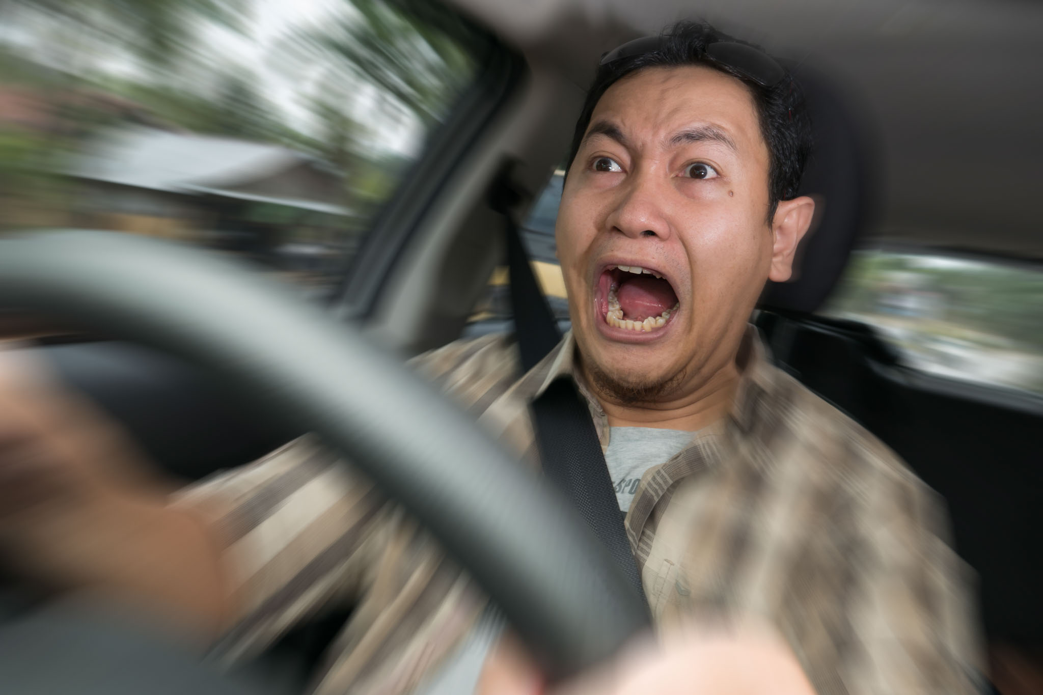 New drivers driving alone - 6 emergency situations you must know how to ...