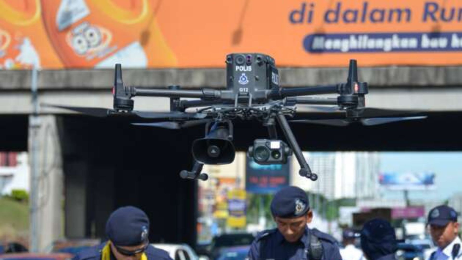 Polis PJ pantau trafik Lebuhraya Persekutuan dengan drone: Satu ...