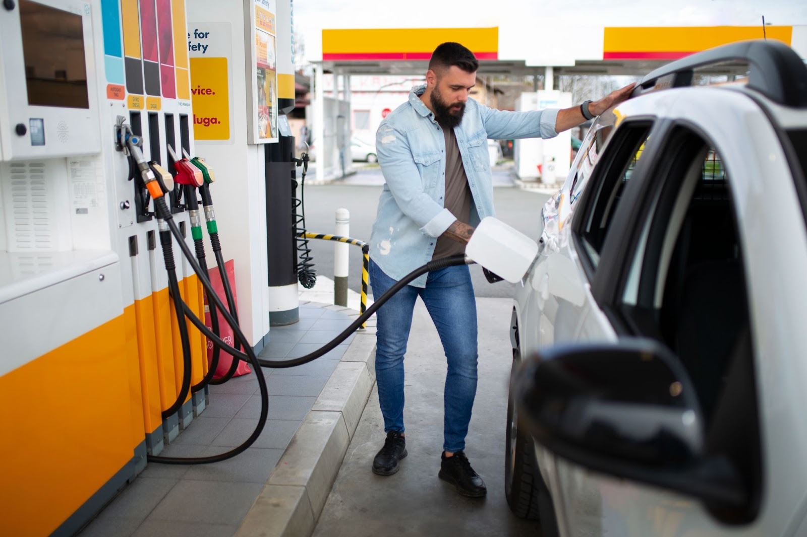 Gas Station Near Me: Find the Perfect Fuel Stop Closest to You ...