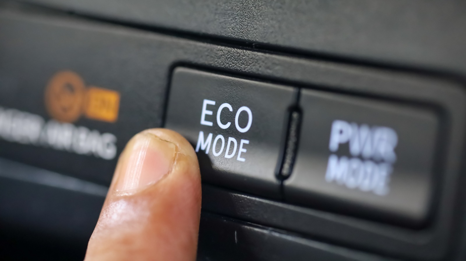 What Is Eco Mode in Cars? How It Works and When to Use It | Articles ...