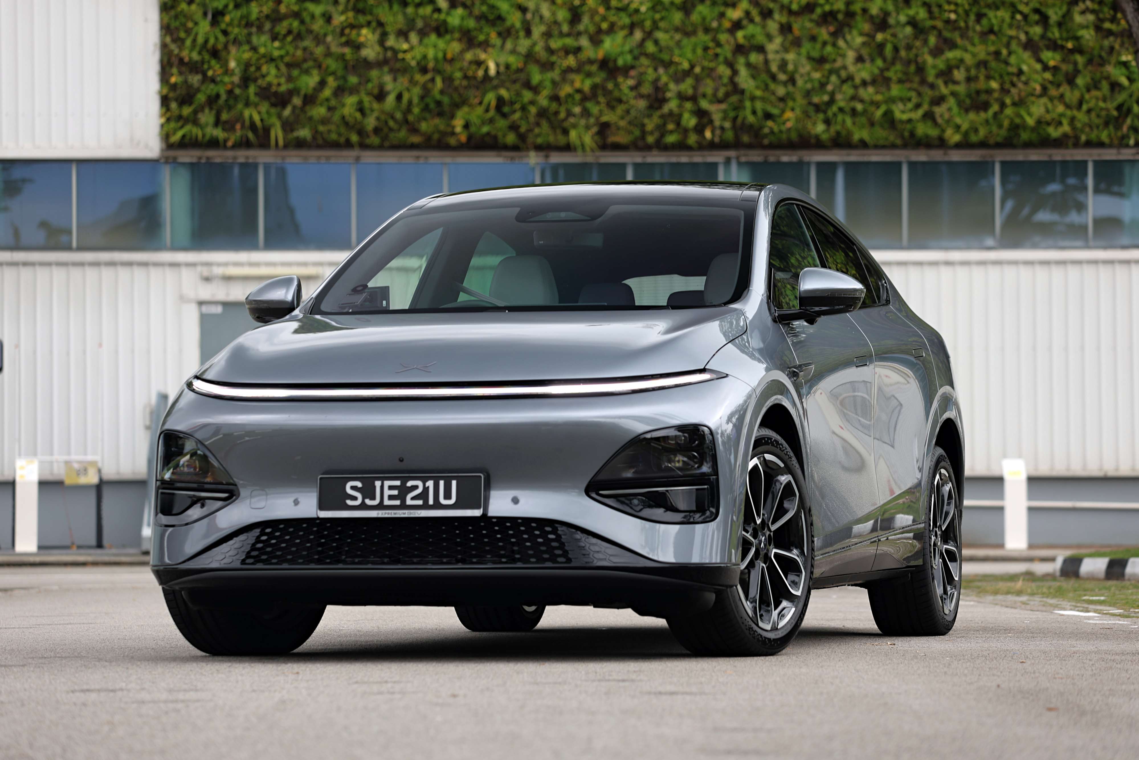 mReview: Xpeng G6 Pro AWD Performance – Gee-whiz Premium Auto With ...