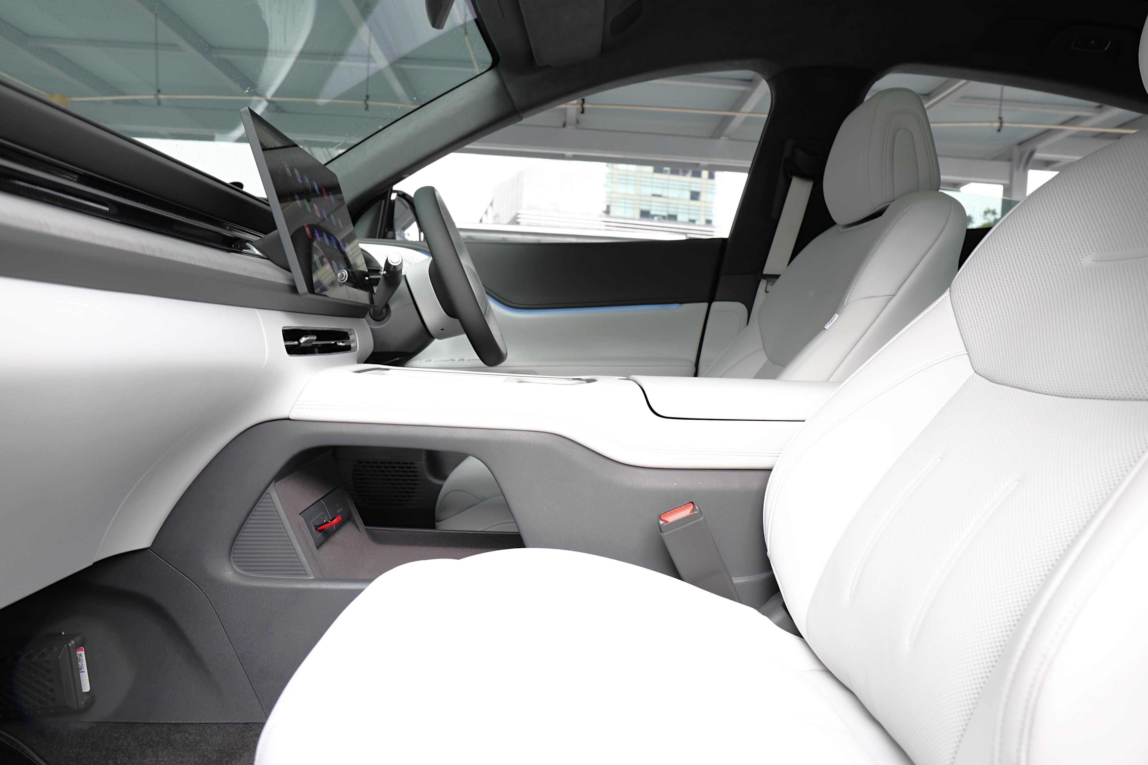 mReview: Xpeng G6 Pro AWD Performance – Gee-whiz Premium Auto With ...
