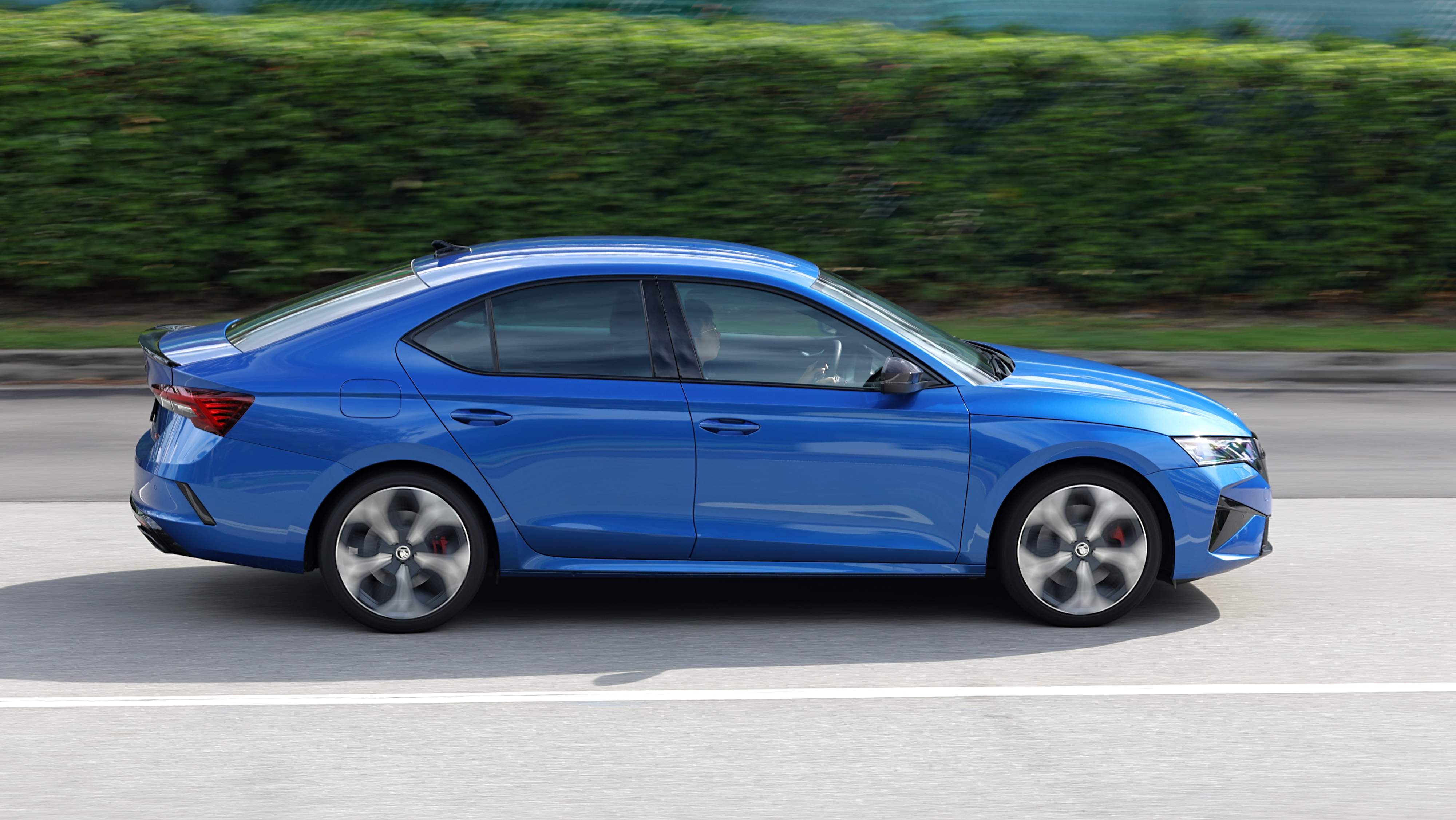 Spannende Skoda Octavia Motorol Bild