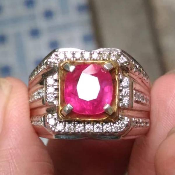 Emas Batu Ruby Ring