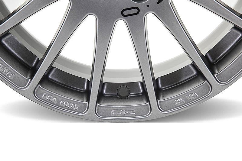 Permaisuri | OZ Racing - Superturismo GT 16