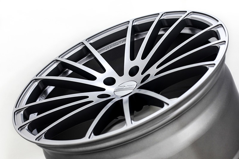 Permaisuri | OZ Racing - Ares | Grigio Corsa 20