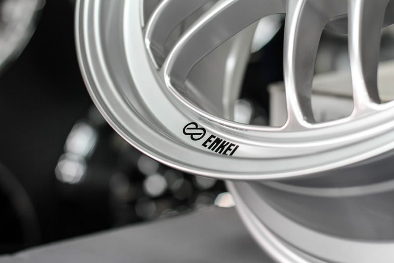 Permaisuri | Enkei - RPF1 Silver 17