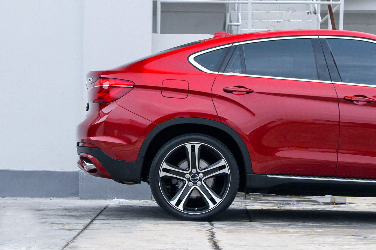 Permaisuri | BMW X6 F16 on Premier Edition CS5 22"