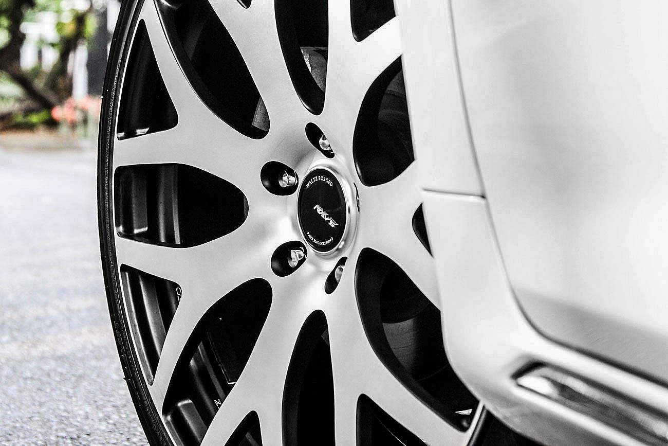 Permaisuri | Prestige Camry Hybrid+Rays Waltz Forged S7