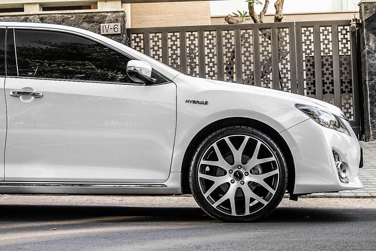 Permaisuri | Prestige Camry Hybrid+Rays Waltz Forged S7