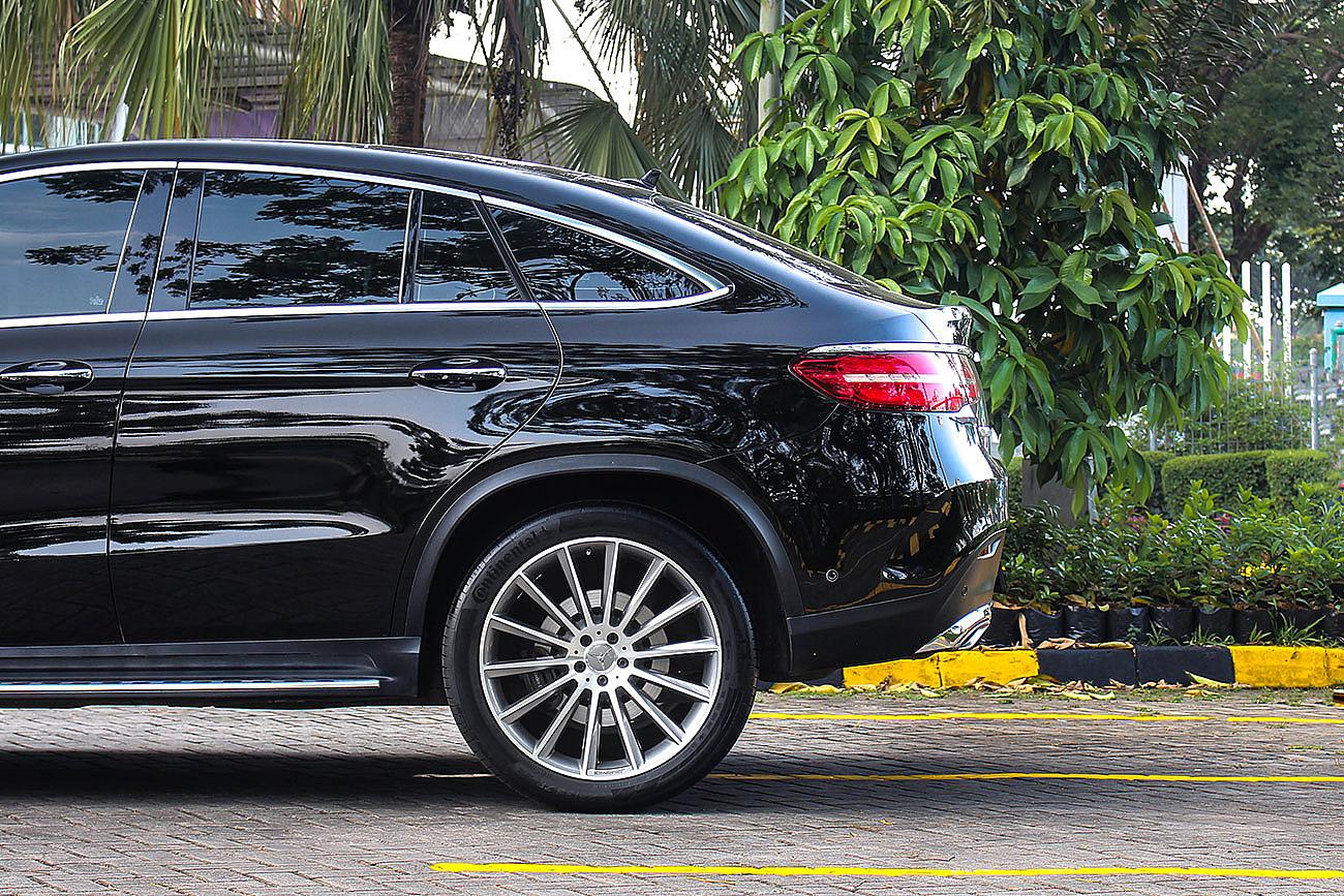 Permaisuri | Continental Sport Contact 5P + AMG Blade on Mercedes C292