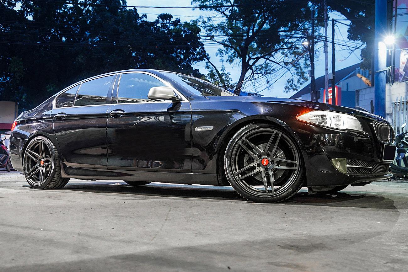 Permaisuri | DPE FLOWTECH FT-5S + BMW F10 on PIRELLI PZERO