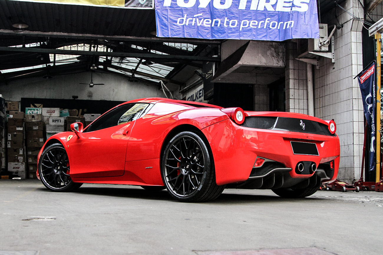 Permaisuri | Ferrari 458 with DPE CS Series CS20