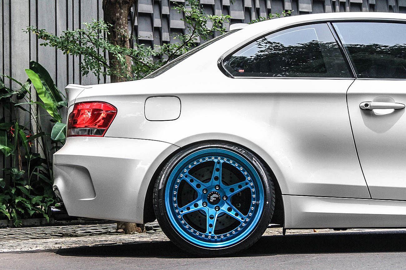 Permaisuri | Forgiato Formula Racing F-Foro+BMW 1M E82