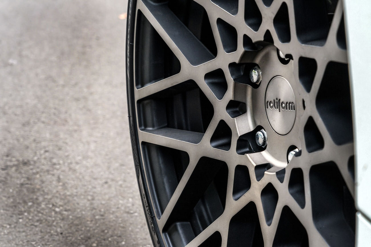 Permaisuri | Honda Odyssey VTi-L on Rotiform BLQ 20"