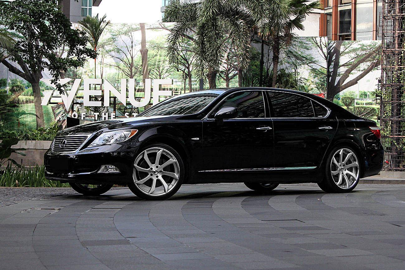 Permaisuri | Lexus LS 460L with Forgiato Fondare ECL 21"
