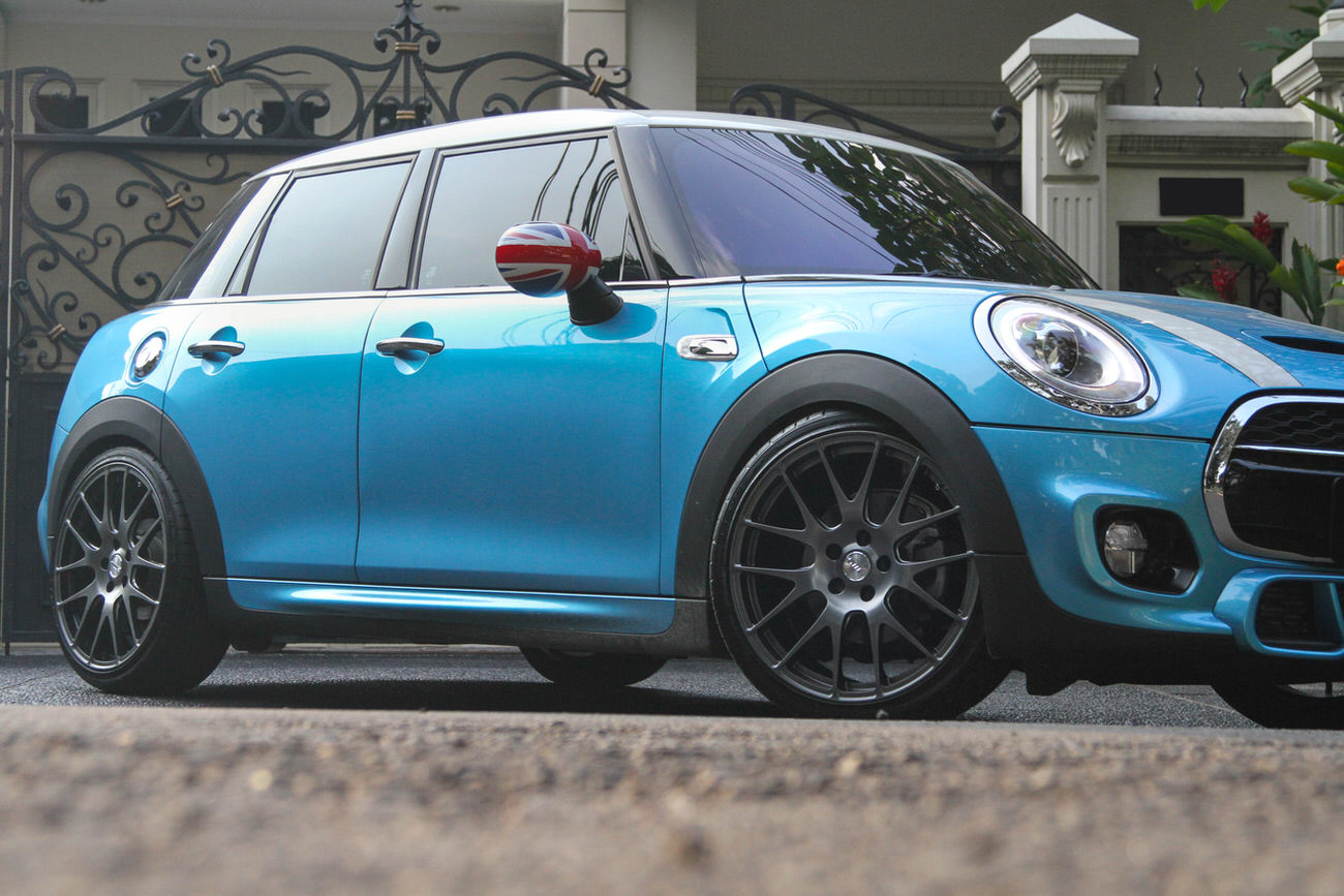 Permaisuri | Mini Cooper S F55 on TWS 107 Exlete M EXE 19"