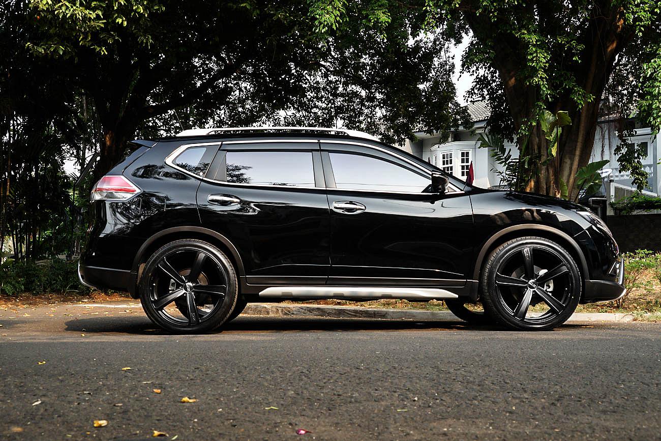 Permaisuri | Nissan X-Trail T32 on OZ Racing Montecarlo HLT