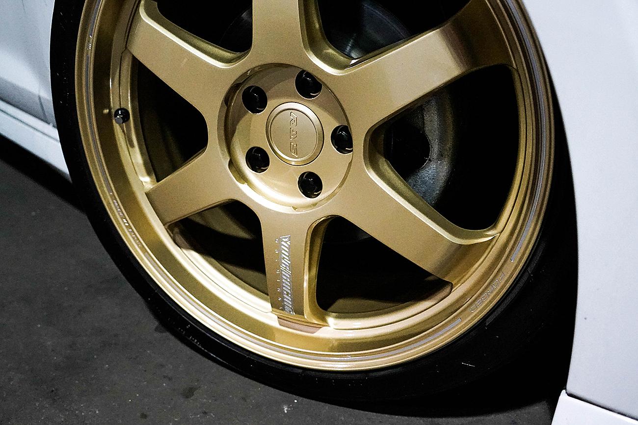 Permaisuri | Volkswagen Golf MK VII with Rays TE37 Ultra 19"