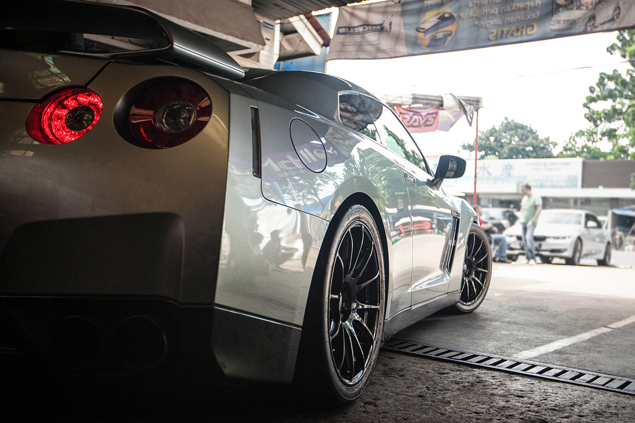 Permaisuri | Rays Volk Racing G12 on Nissan GTR