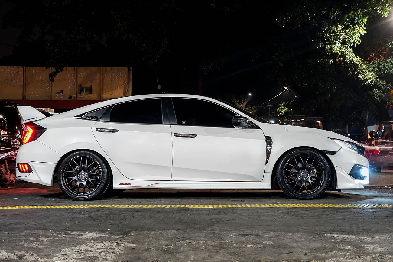 Permaisuri | Civic Turbo with Work Emotion M8R