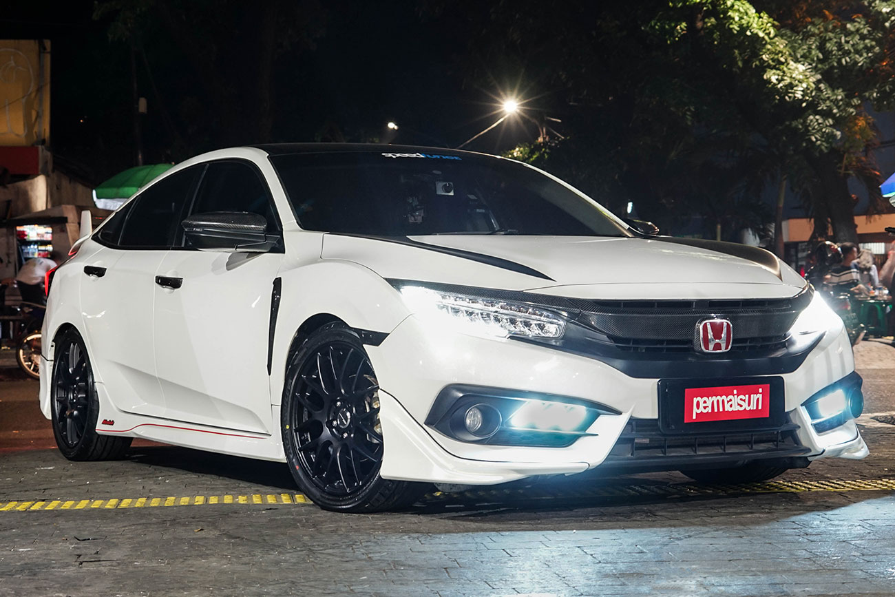 Permaisuri | Civic Turbo with Work Emotion M8R