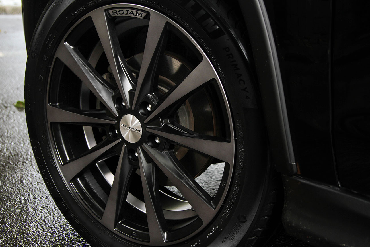 Permaisuri | ROJAM Slave on Outlander Sport