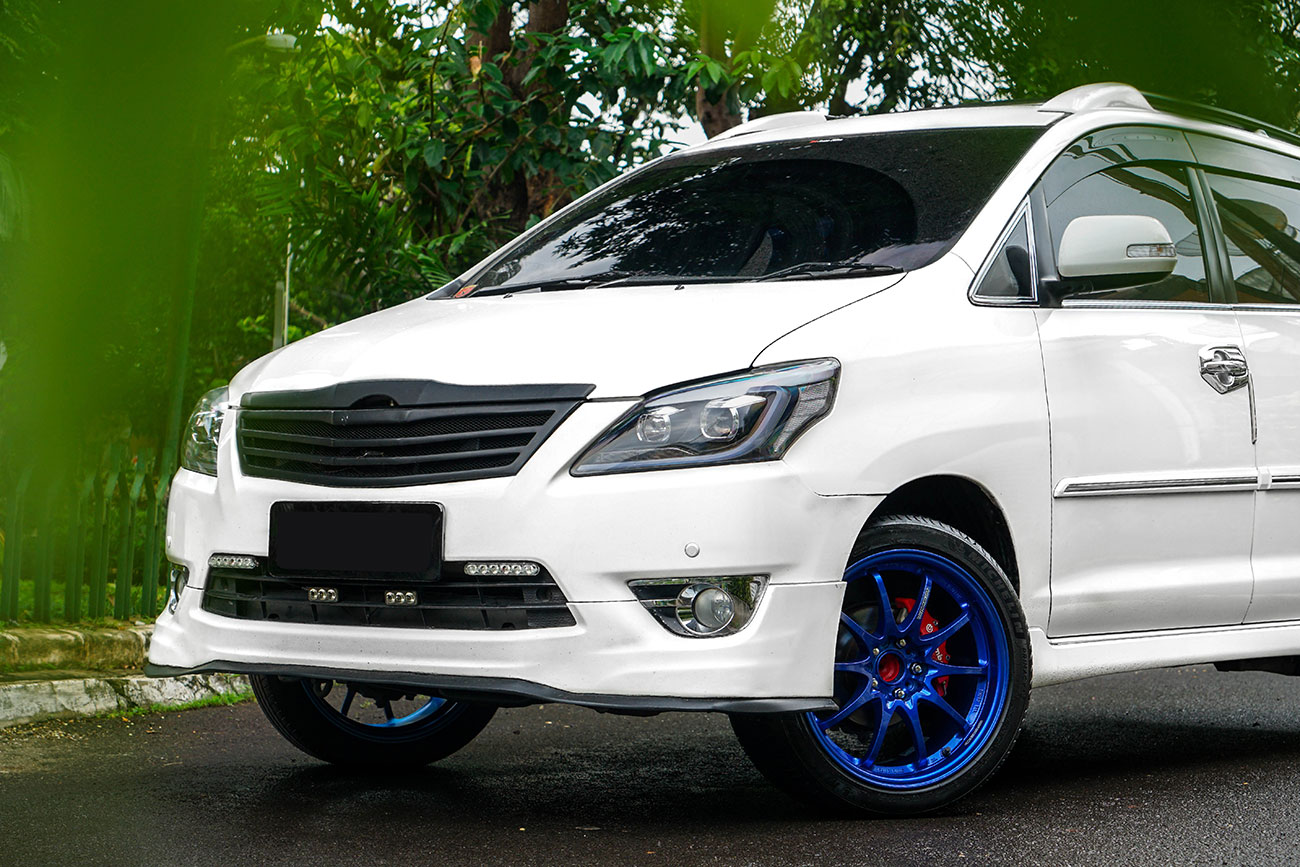 Permaisuri | Rays Volk Racing CE28N+Toyota Kijang Innova AN40