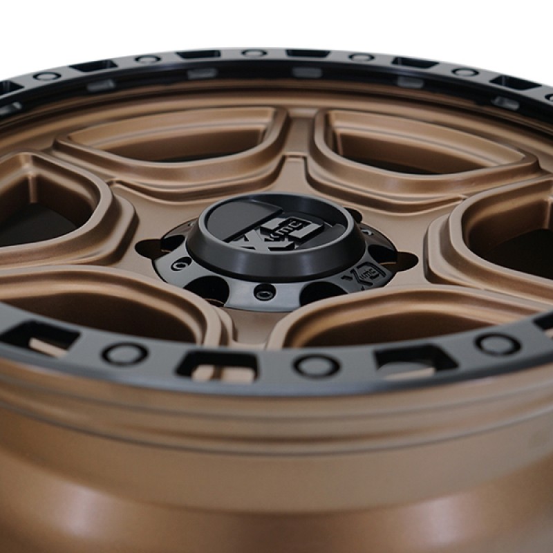 Permaisuri | XD Series - Portal XD139 | Satin Bronze with Satin Black Lip 1