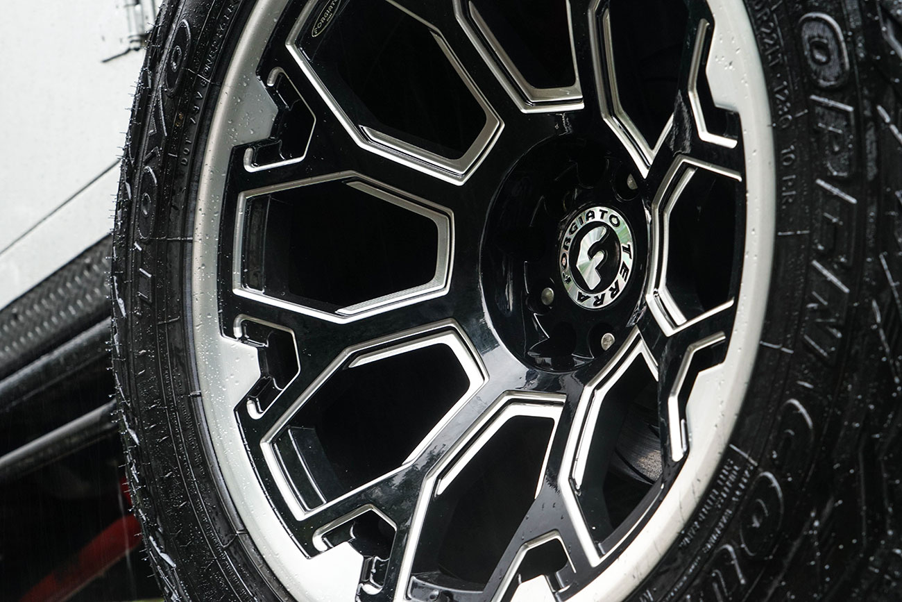 Permaisuri | Forgiato Terra Flow with Jeep Wrangler TJ