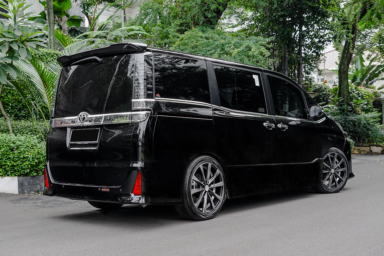 Permaisuri | Toyota Voxy R80+Rojam Slave