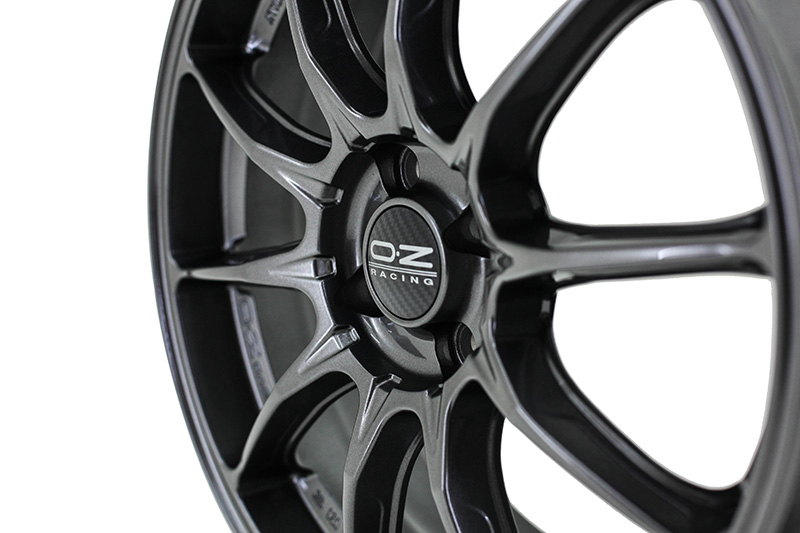 Permaisuri | OZ Racing - Hyper GT HLT | Star Graphite 18