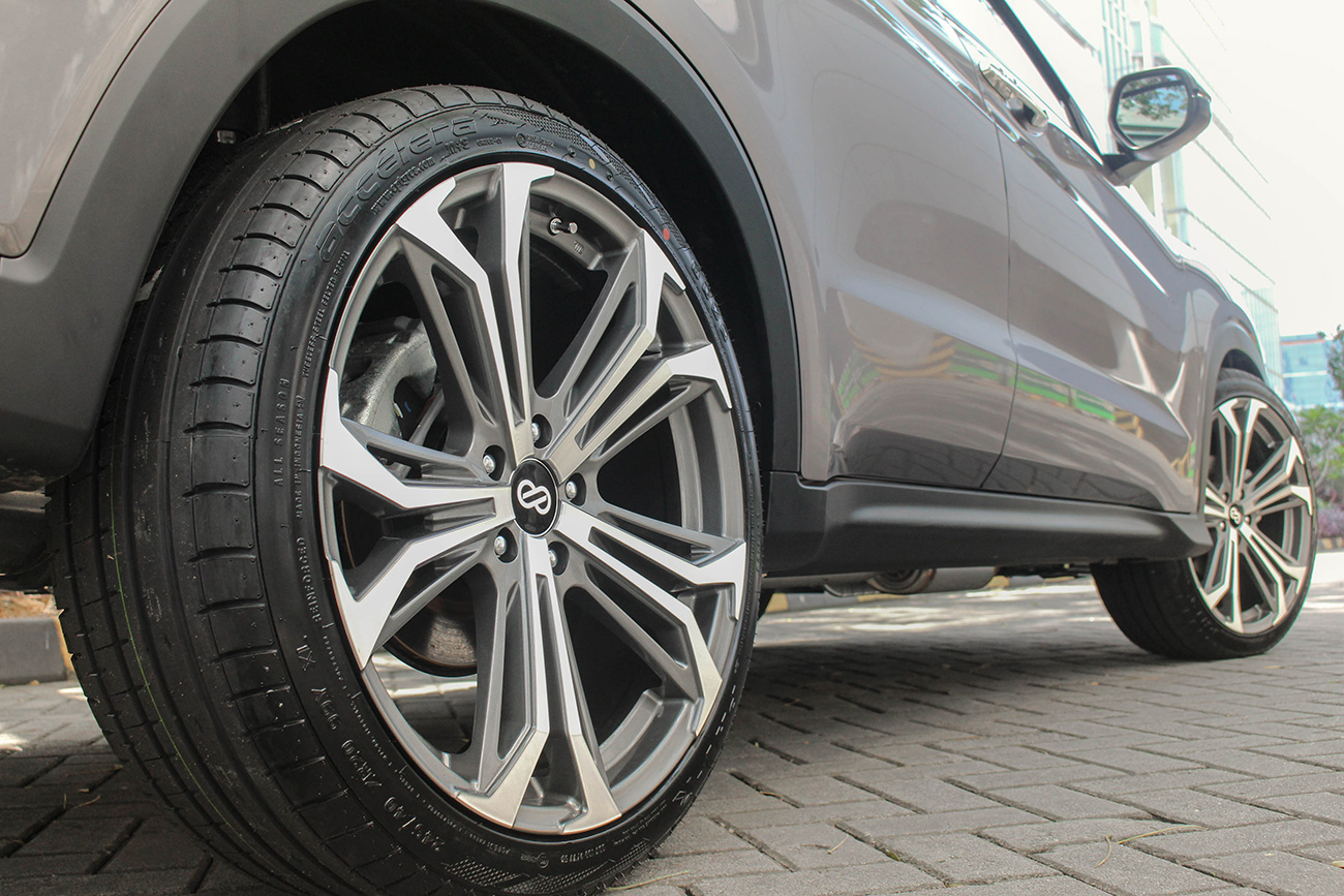 Permaisuri | Enkei Vortex5 on Honda HRV