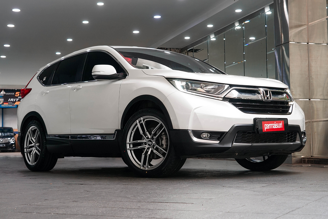 Permaisuri | Enkei Performance SS05 with Honda CR-V Turbo