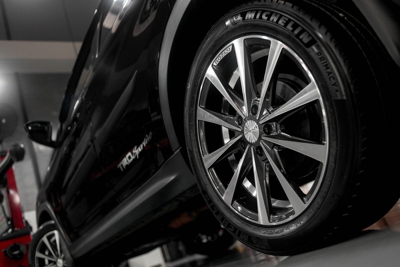 Permaisuri | Rojam Slave+Toyota Rush F800