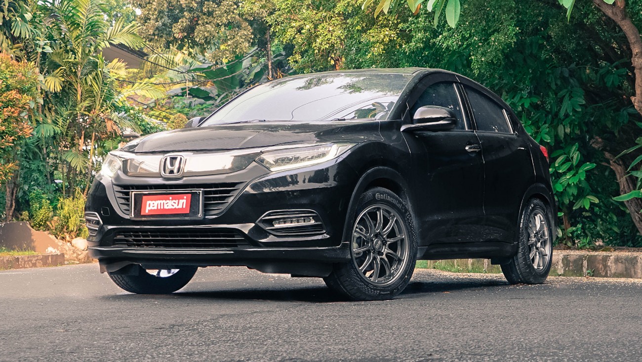 Permaisuri | OZ Racing Hyper GT HLT on Honda HR-V